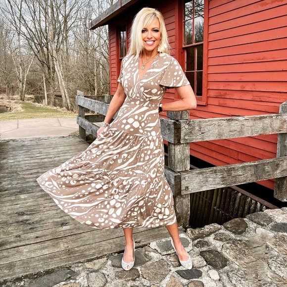 CAbi | Dresses | Cabi 647 Swoon Midi Dress Spring 222 Small Euc | Poshmark